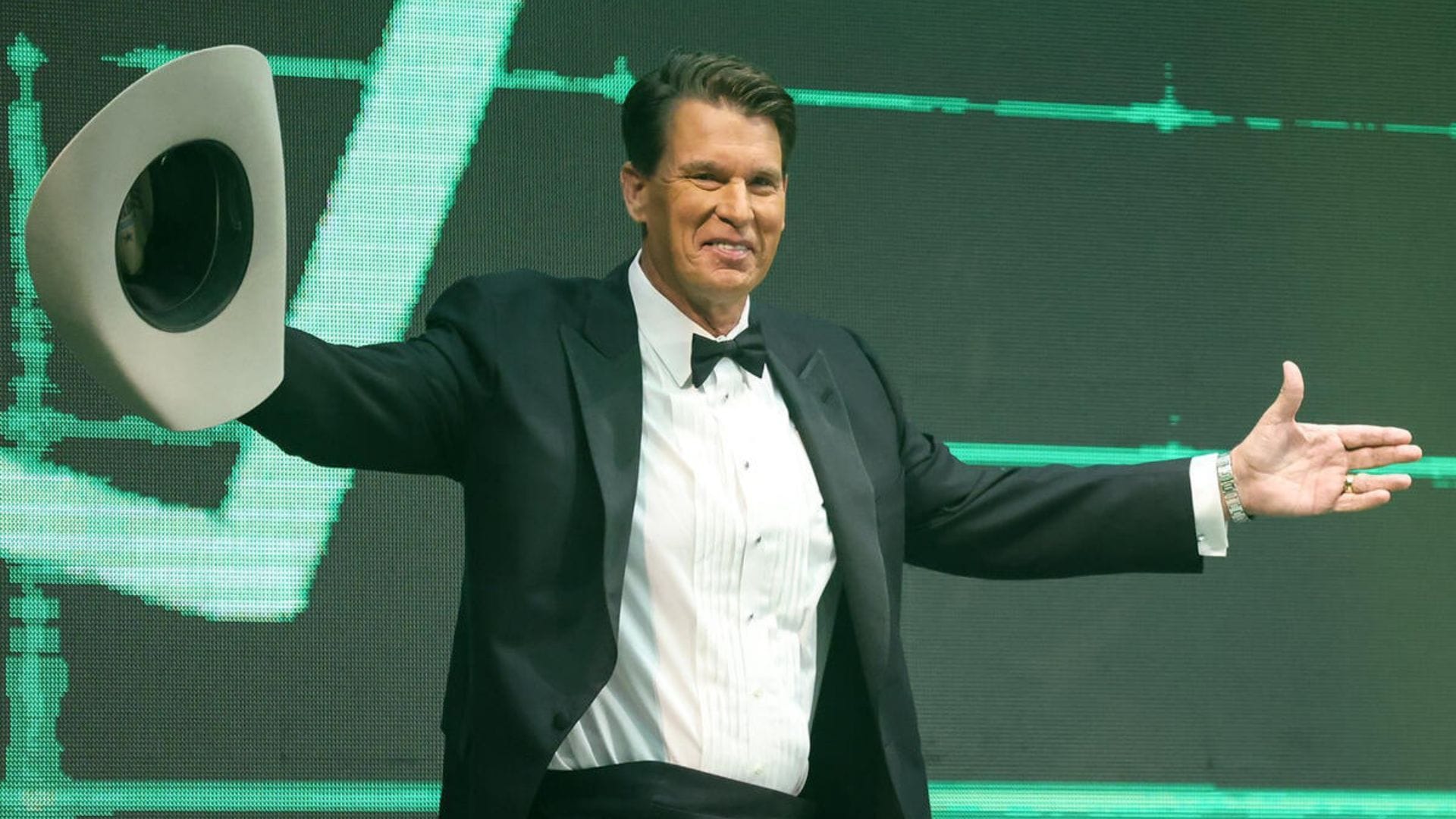 John "Bradshaw" Layfield credits Hall of Famer for crucial moment in ...