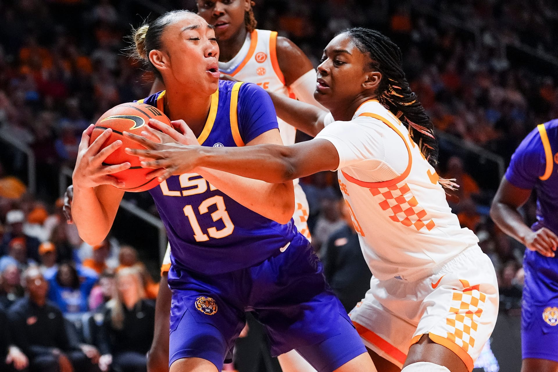 "Taught me how to be tough": LSU's Last-Tear Poa reveals how she brings ...