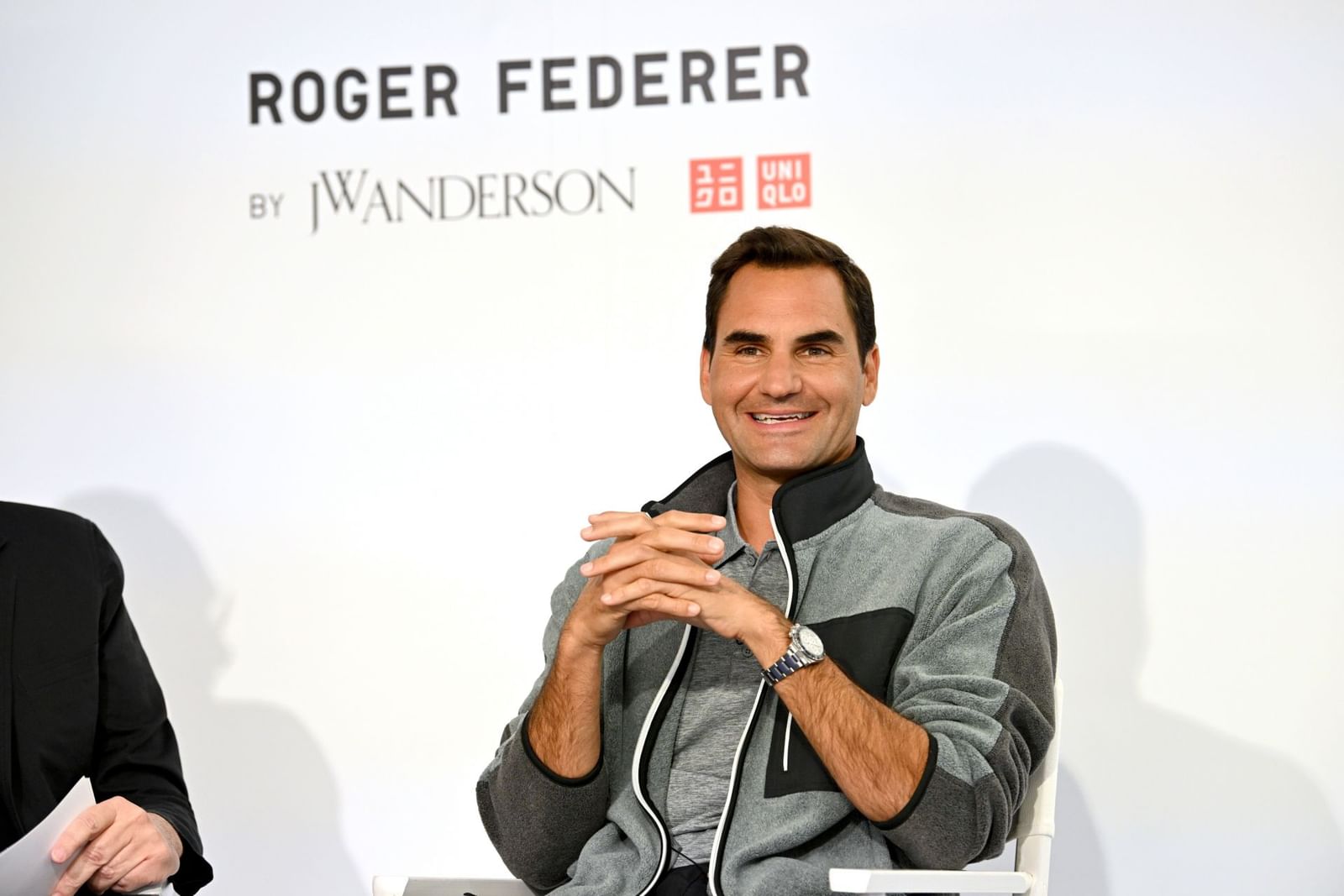 Roger Federer turns heads in chic suit as he inaugurates grand opening ...